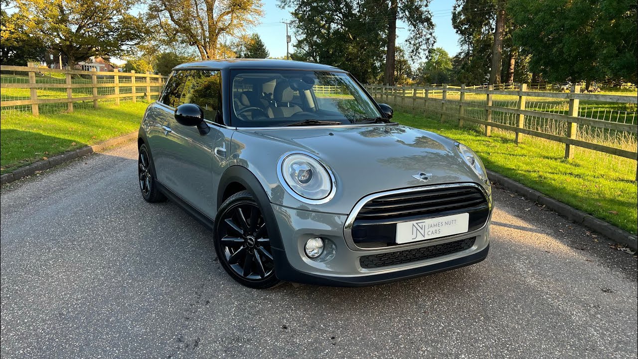 2017 Mini Hatch 1.5 Cooper 3dr Walk Around - YouTube