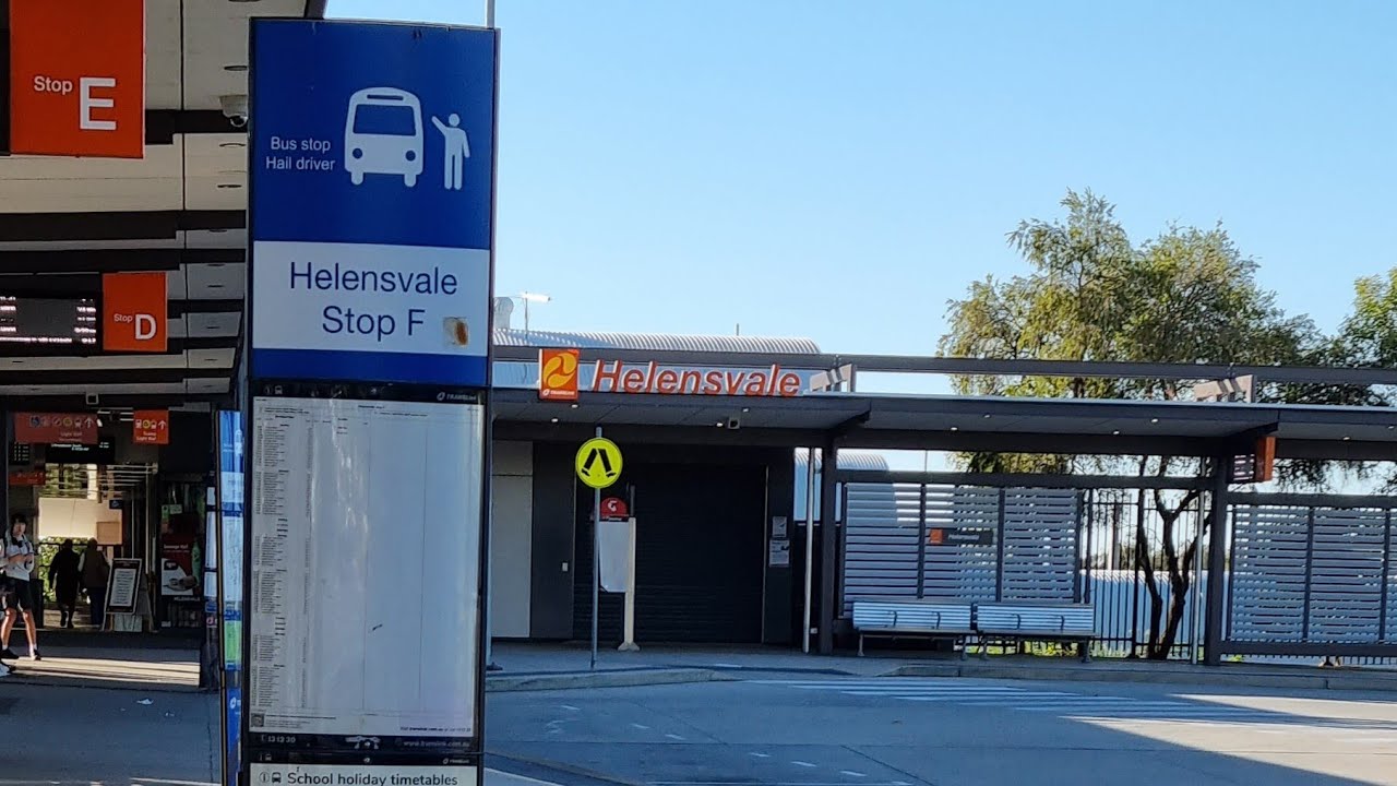 Travelling from Helensvale train station to Robina train station - YouTube