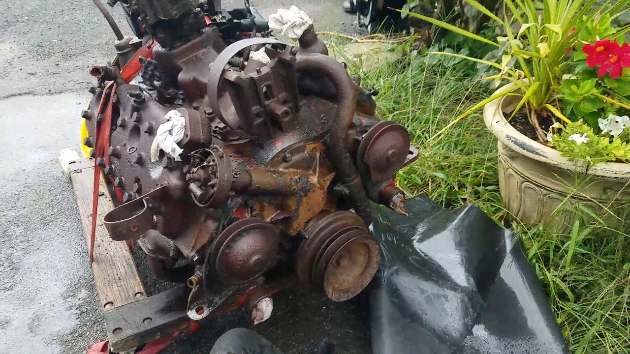 1953 Ford Flathead motor - YouTube
