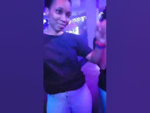 VEE MAMPEEZY PELO YAME FT PRINCE BENZA PERFORMANCE - YouTube