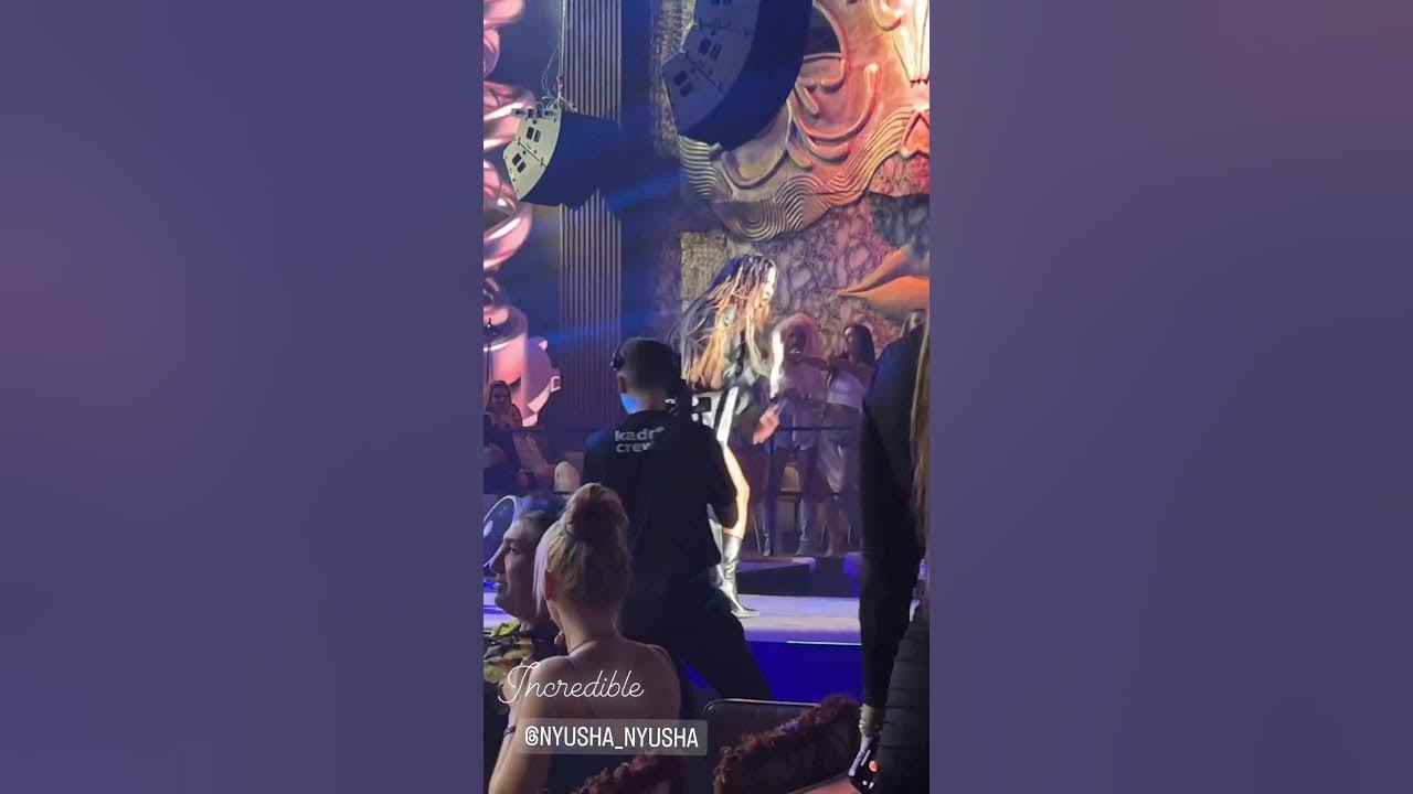 Nyusha / Нюша - Только (Live, Сольный концерт в Дубай, 2023) - YouTube