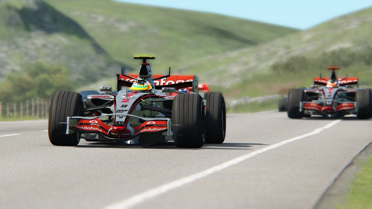 Race With 2007 Season F1 Cars Through The Highland Track - YouTube