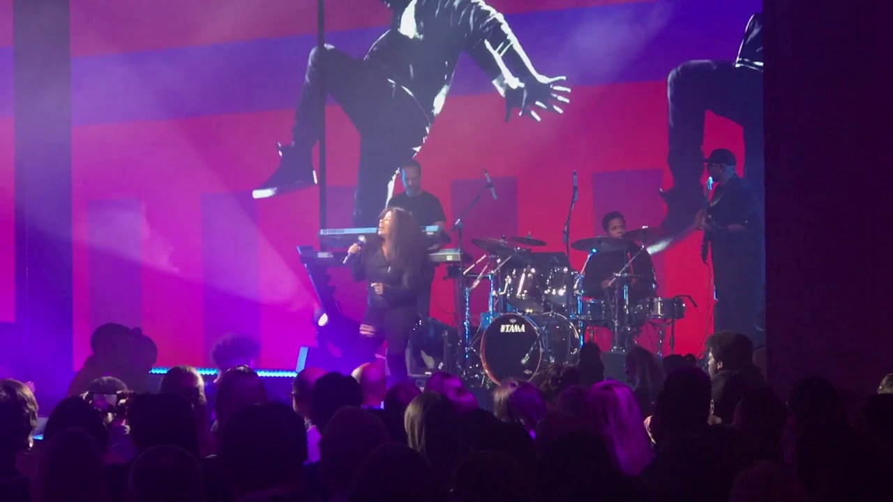 CK performing #LikeSugar at the #YouTubeonStage - YouTube