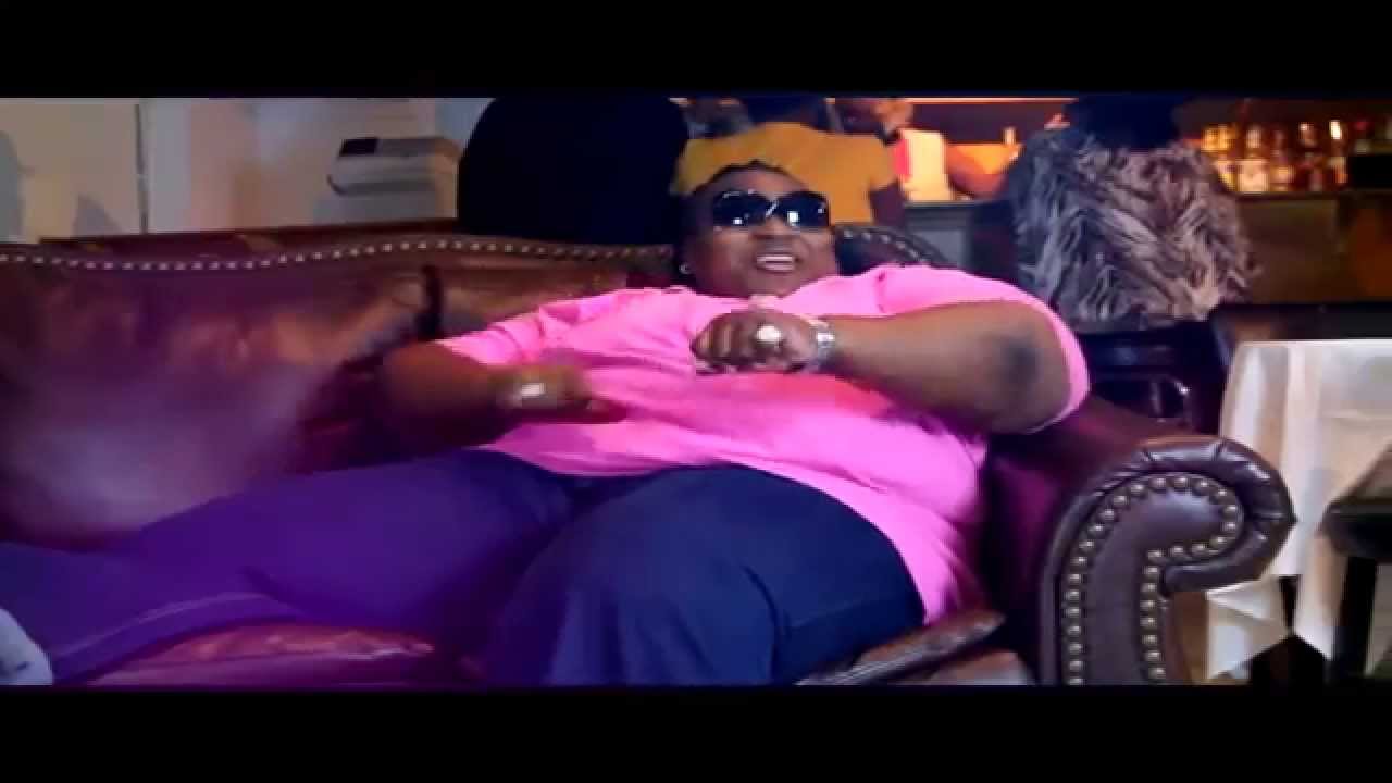 Big Cynthia - She Working That Nookie Thang - YouTube