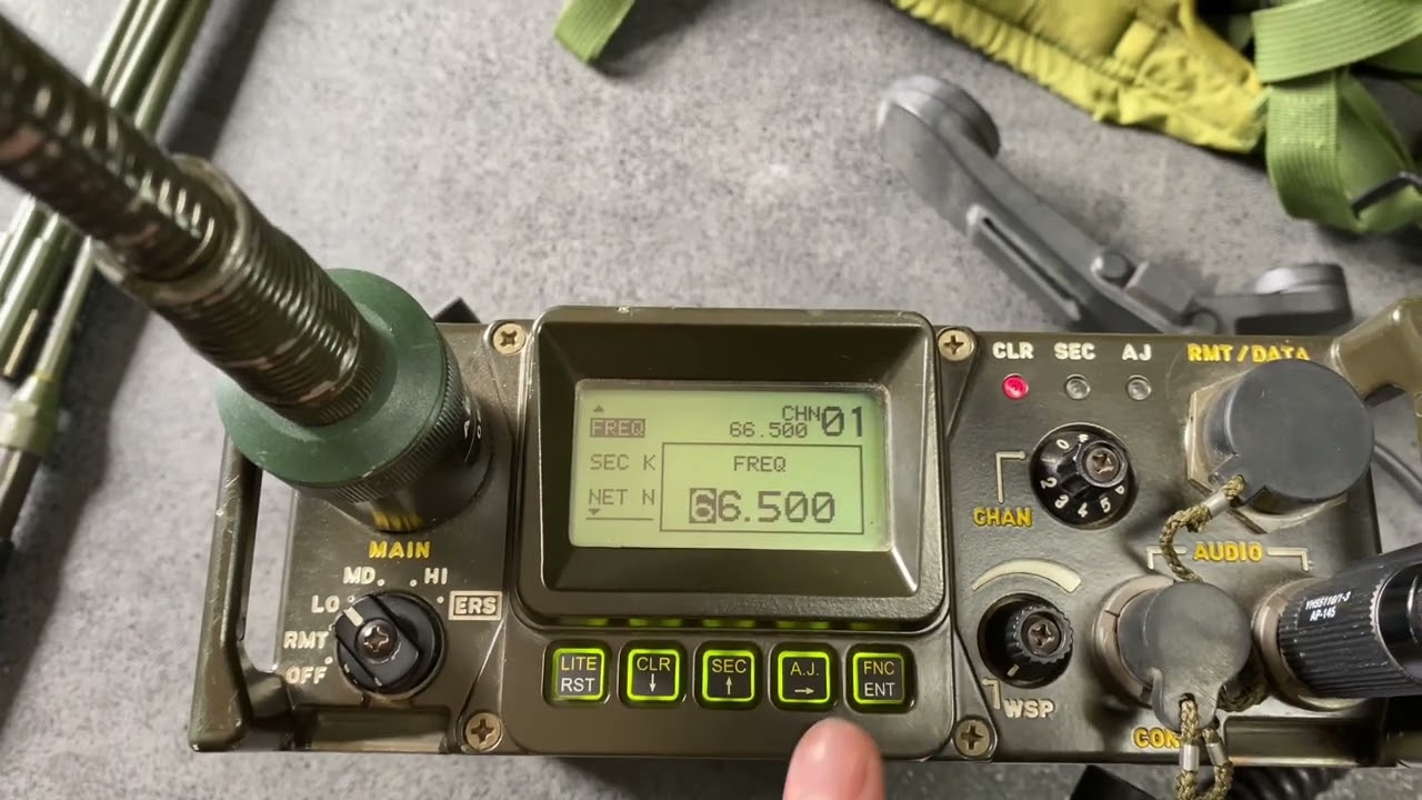 ชุดวิทยุ PRC-930/730 (CNR-900T) #เปิดเครื่อง #ตั้งความถี่ - YouTube