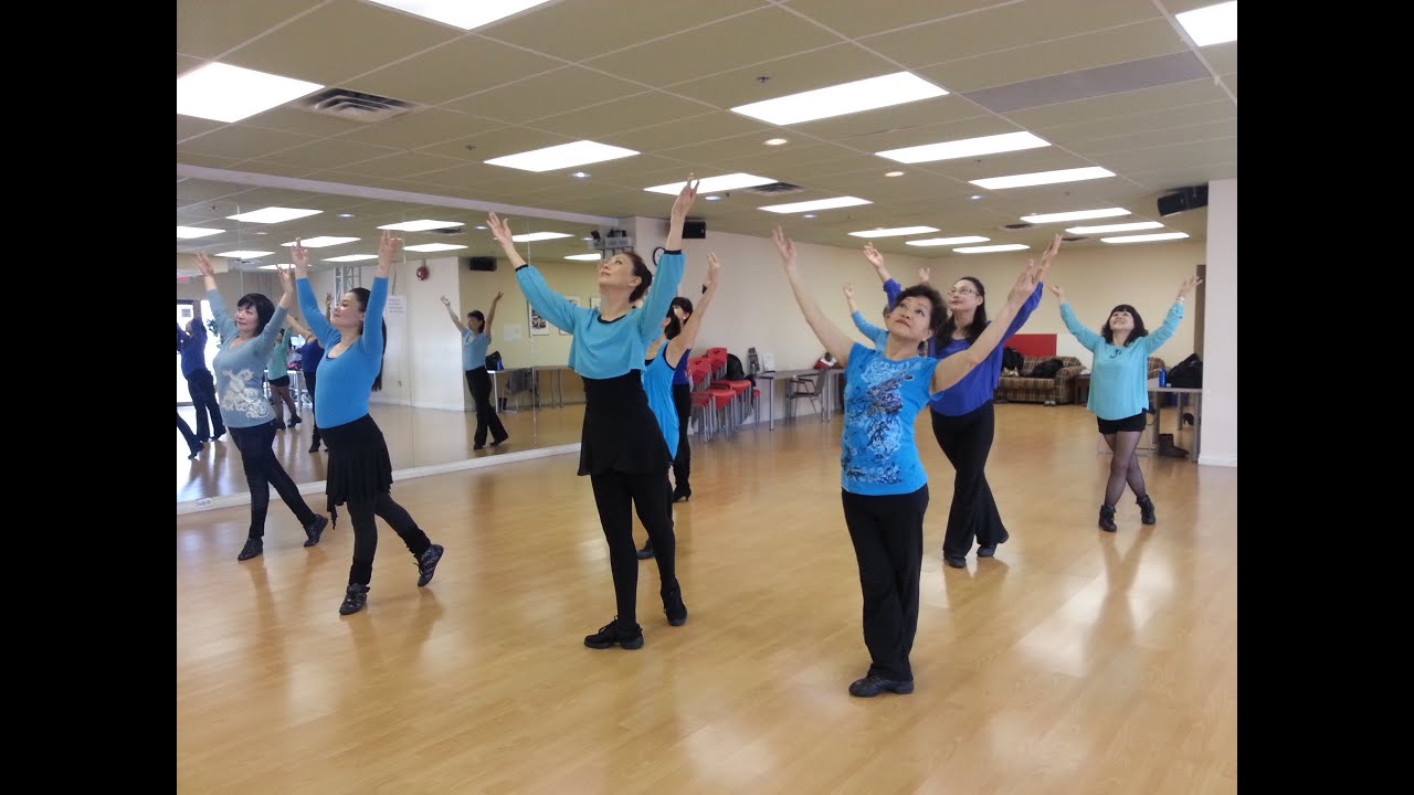 Adults Chinese keep fit dance 健身舞 （Mama class) by FDS - YouTube