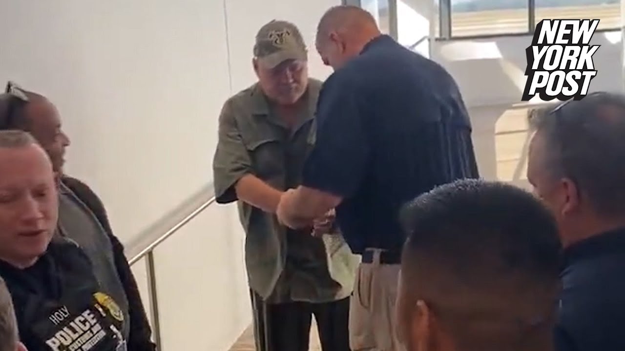 Louisiana fugitive Greg Lawson laughs as he’s captured in Mexico after ...