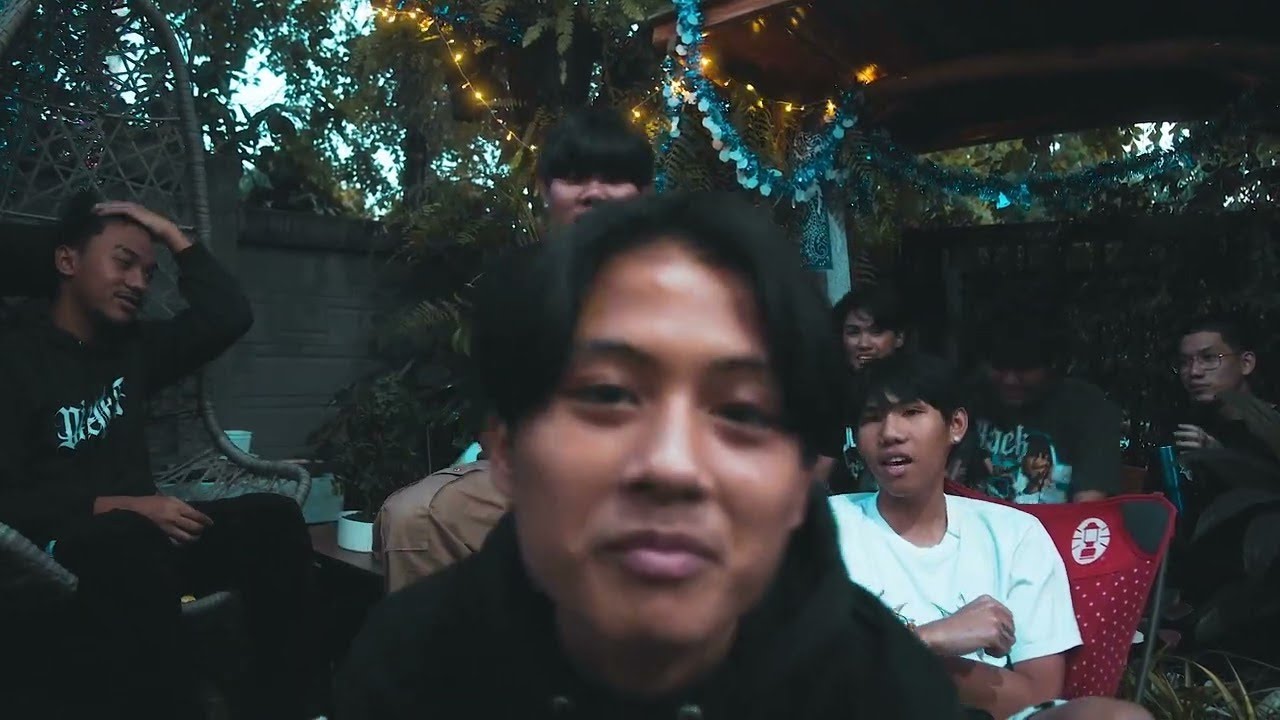 DIEOUT AT สวนหน้าบ้าน - ไม่มีเหมือนเขา - YouTube