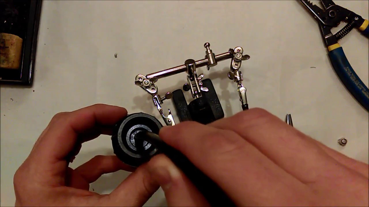 Building a Star Trek Borg Costume [5] - Assembling the eye laser - YouTube