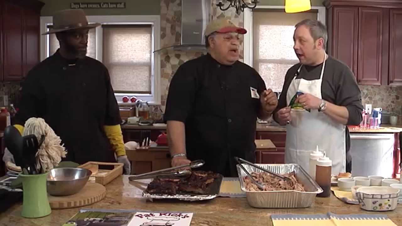 Cook To Order - Fat Rick's BBQ - YouTube