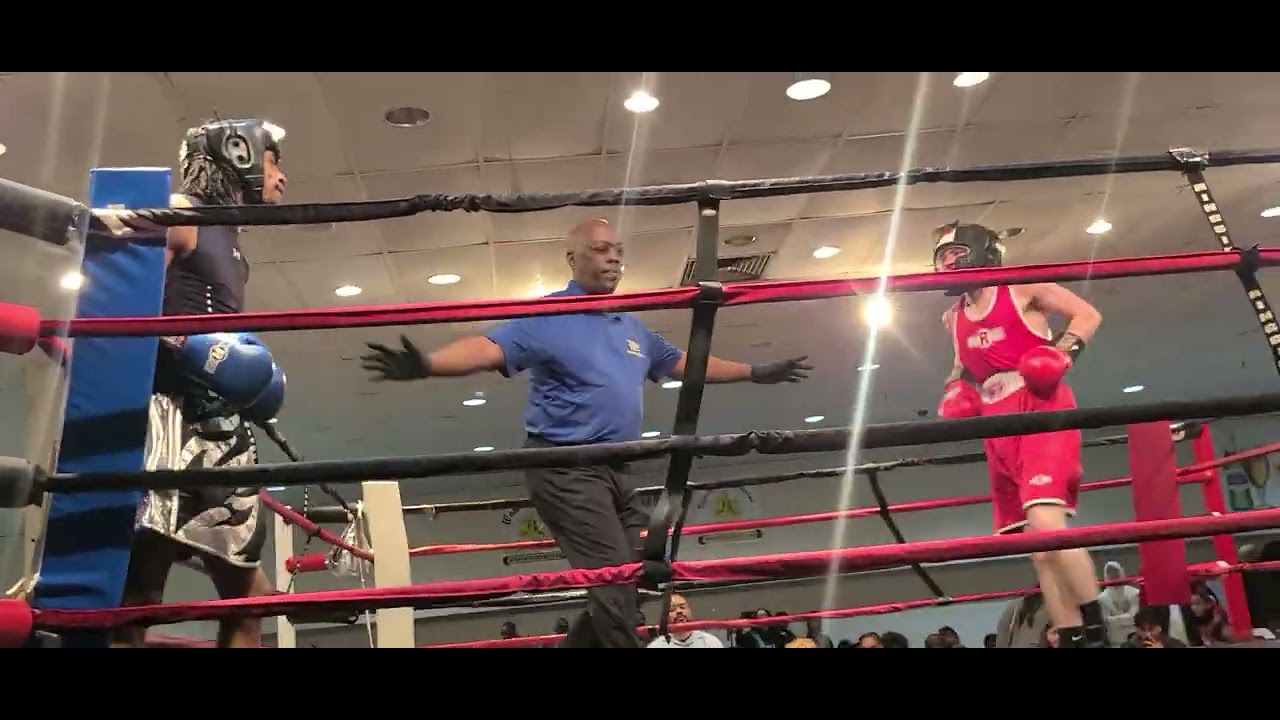 Boxing Golden Gloves2024 semi finals Washington DC - YouTube