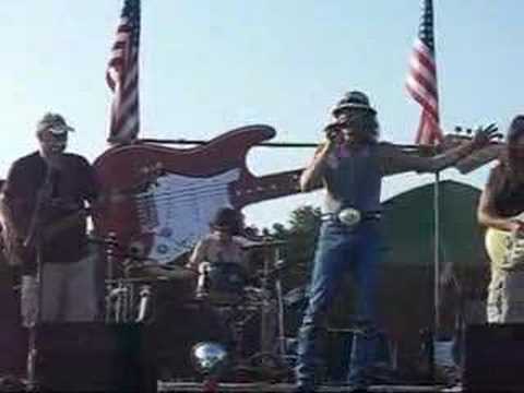 Johnny Lovett & Neon Therapy How Hot Was It? - YouTube