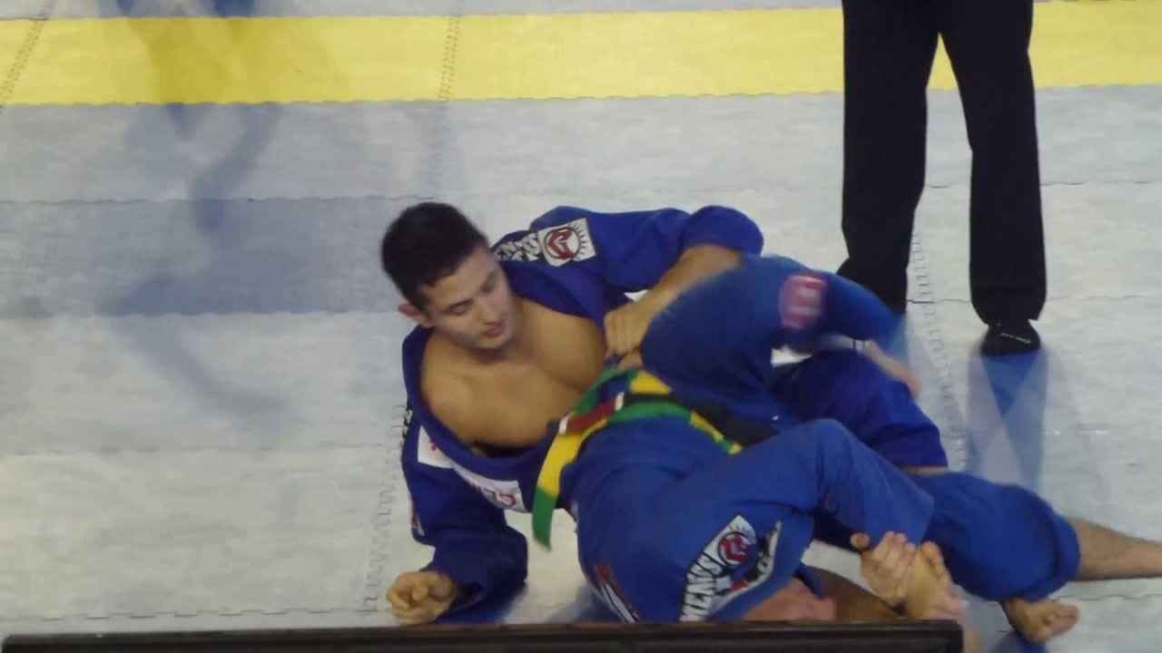 Caio Terra vs Jordy Peute - FINAL - IBJJF Rome Open 2013 - Black Adult ...