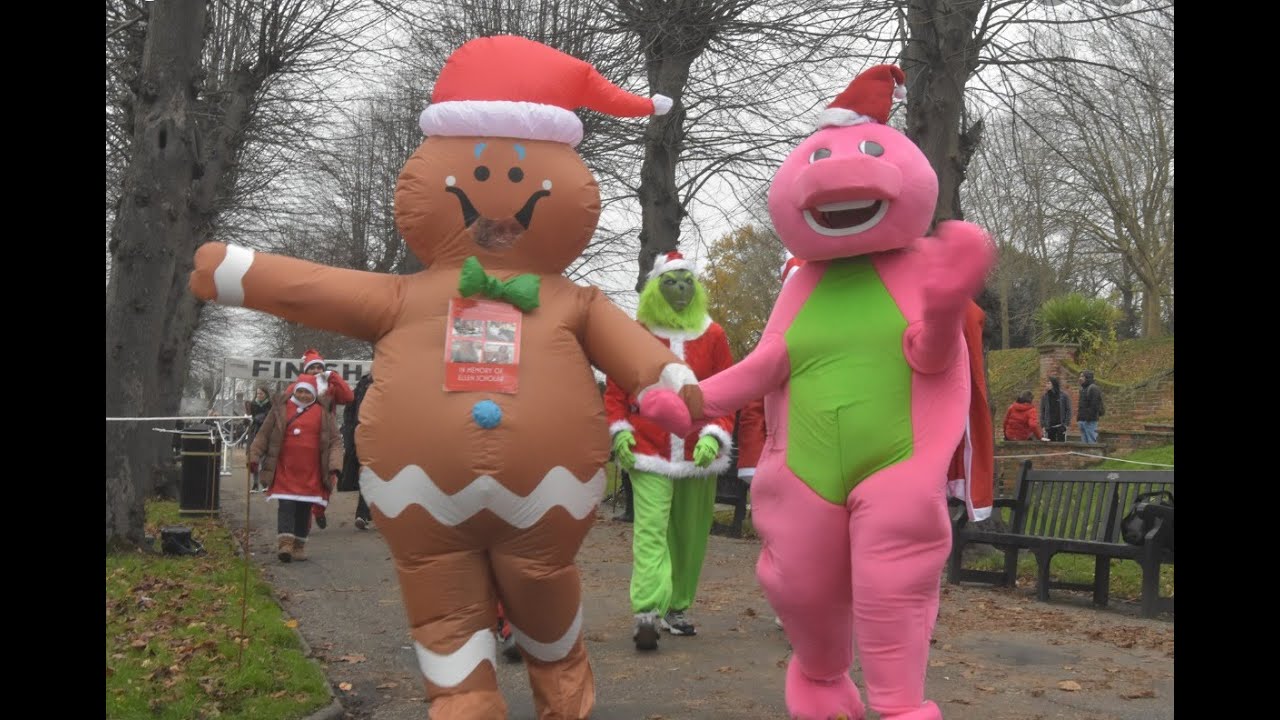 Santa themed fun run - Colchester castle park - YouTube