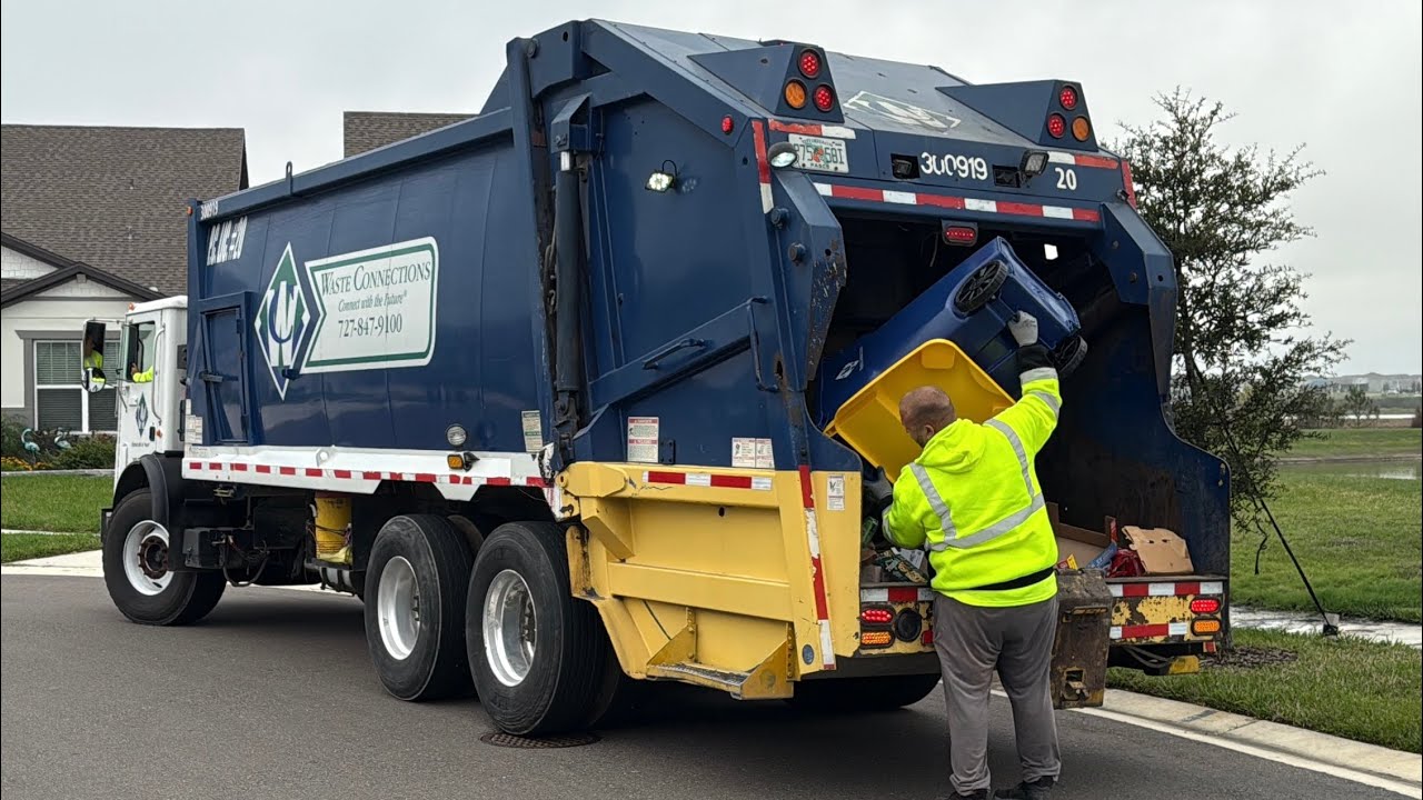 Waste Connections Goliath Rear Loader on Manual Recycle - YouTube