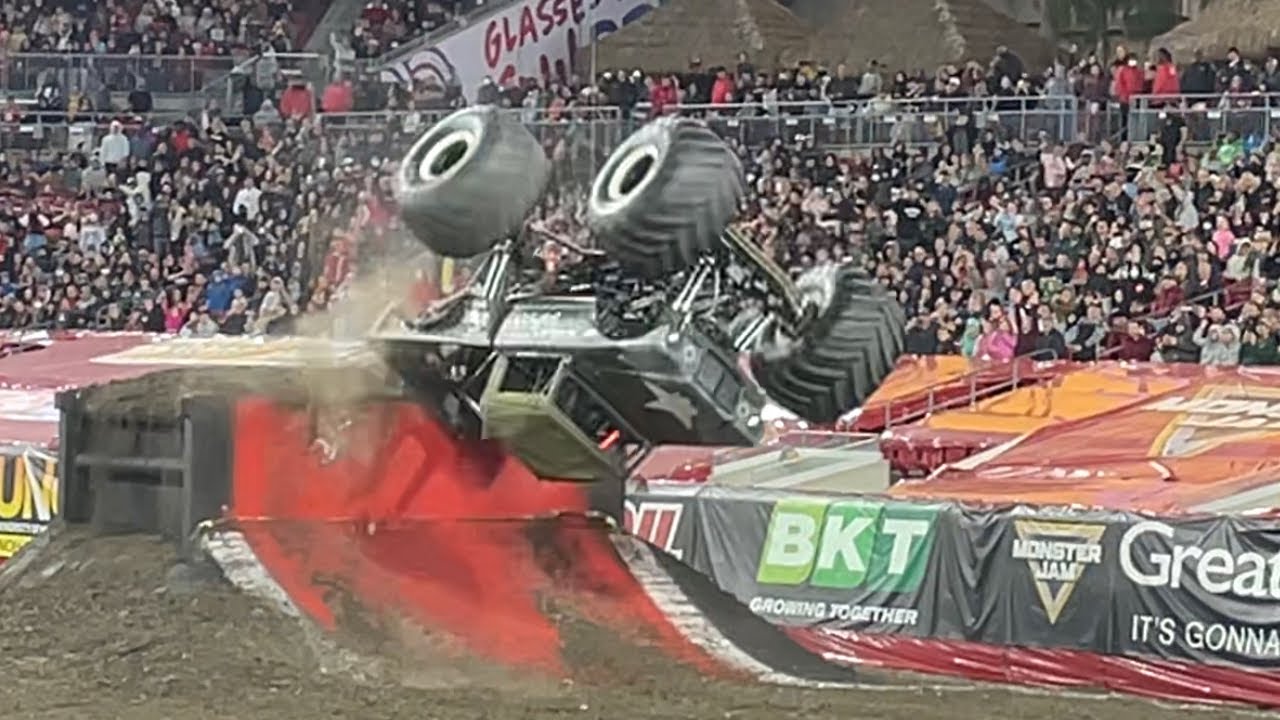 Monster Jam Saigon Shaker Freestyle! | Tampa Show 1 (2/5/22) - YouTube
