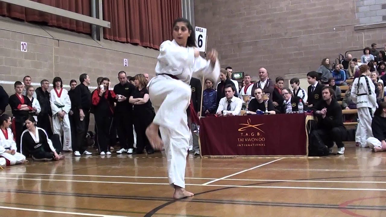 2014 TAGB South Midlands Championships Asma Kouser Hwa Rang - YouTube