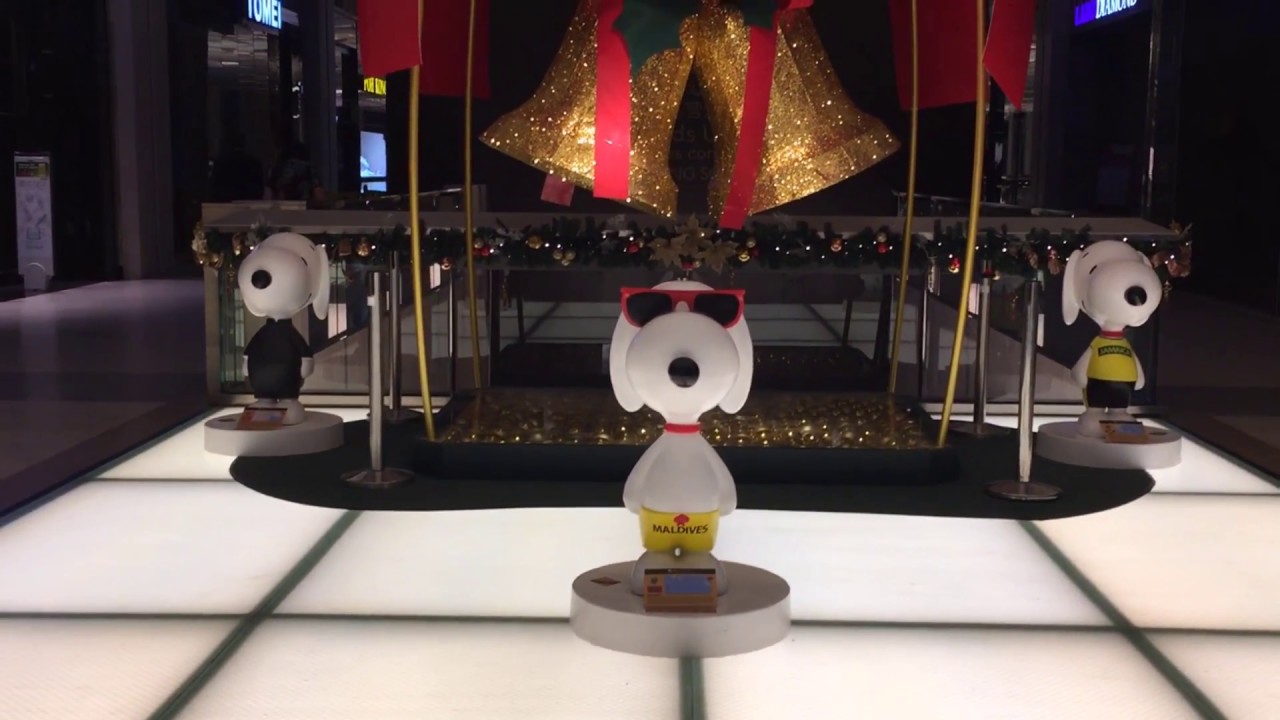 Snoopy Tour Around the World - YouTube