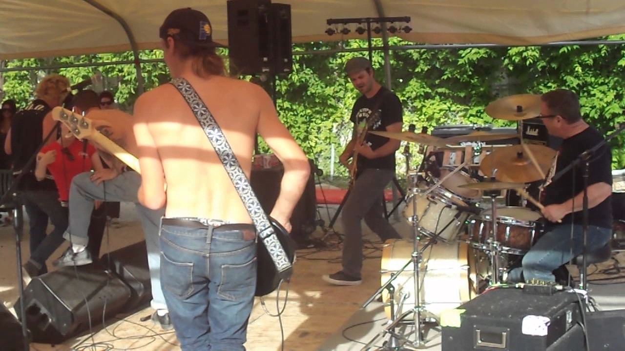 Chernobyl Wolves..Friday July 1st, 2016. Kings Hotel. Winnipeg. - YouTube