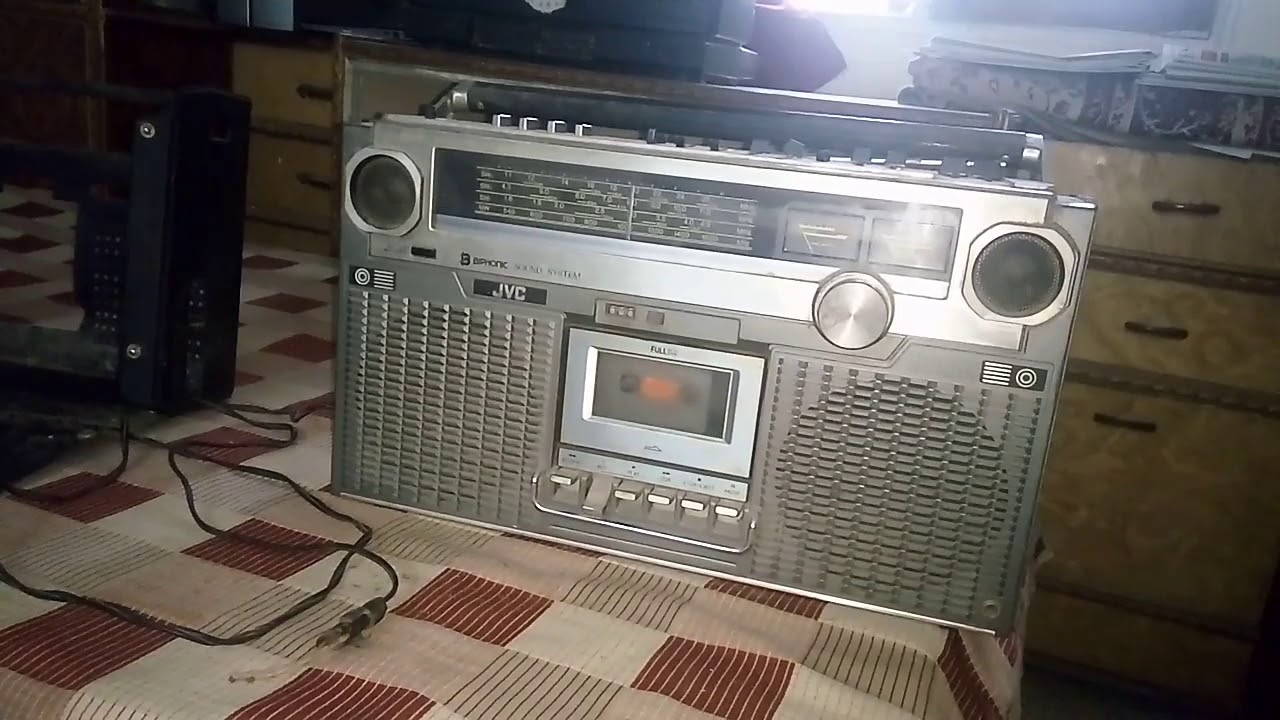JVC Biphonic RC 828 S Radiograbador - YouTube