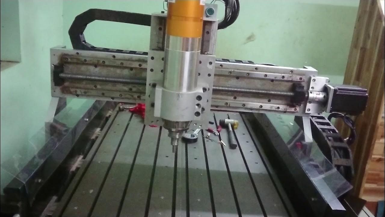 Linuxcnc + nhatson bedrive closed loop step drive - YouTube