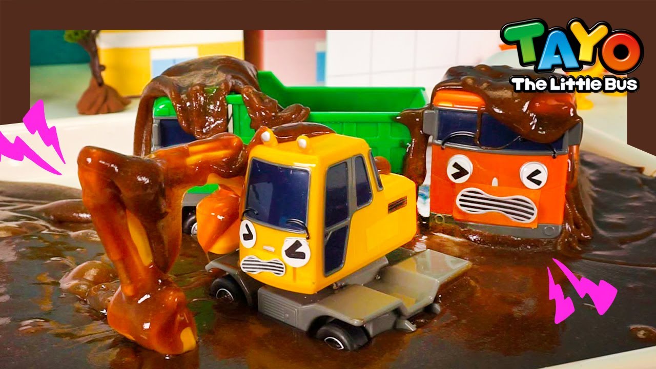 Tayo Toys Monster Police Cars l बहादुर राक्षस कारें l कीचड़ में फंसे ...