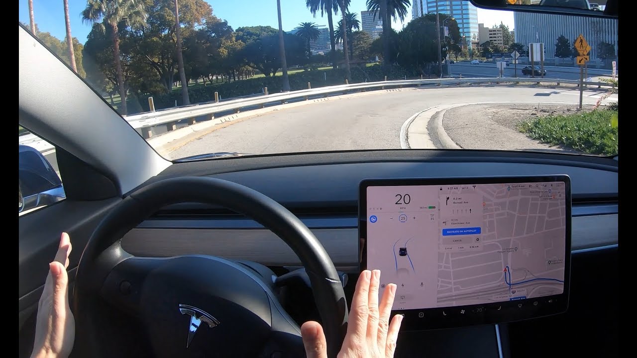 Tesla Autopilot - Crazy Curved Exit Ramps - YouTube