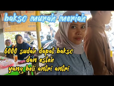 bakso murah meriah di desa selotopeng  banyak an Kediri, satu porsi bakso+esteh harganya cuma 6000