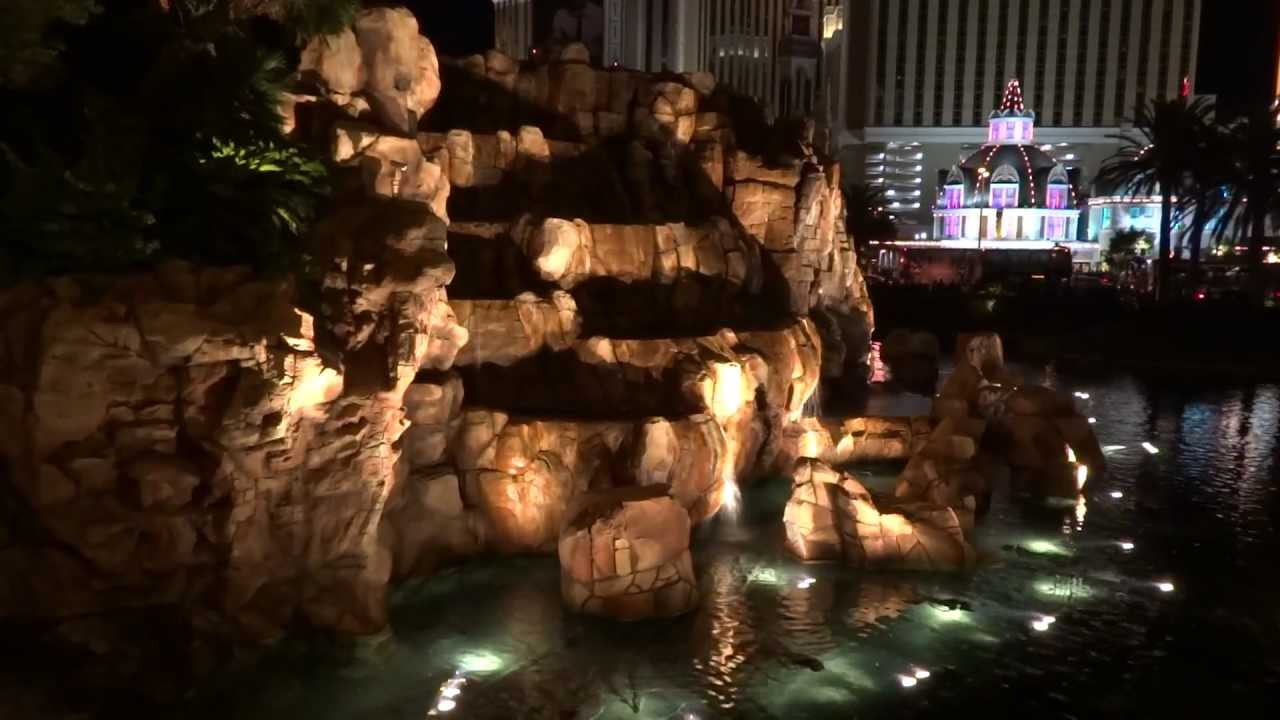 Las Vegas Mirage Volcano Show - FULL HD - YouTube