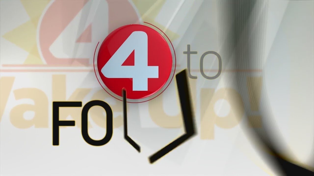 Amazon warehouse employees extra busy during the holidays - YouTube