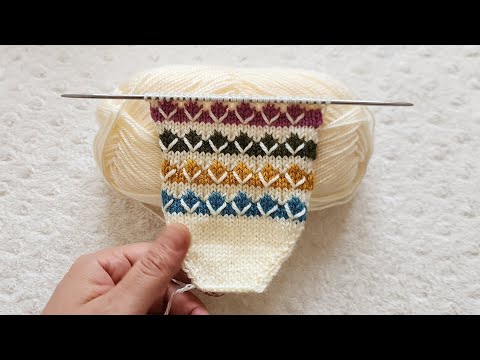 Artık iplerle iki şiş dikişsiz patik modeli ✅️Beşşiş görünümlü #dikişsizikişişpatik✅️ @divapatik