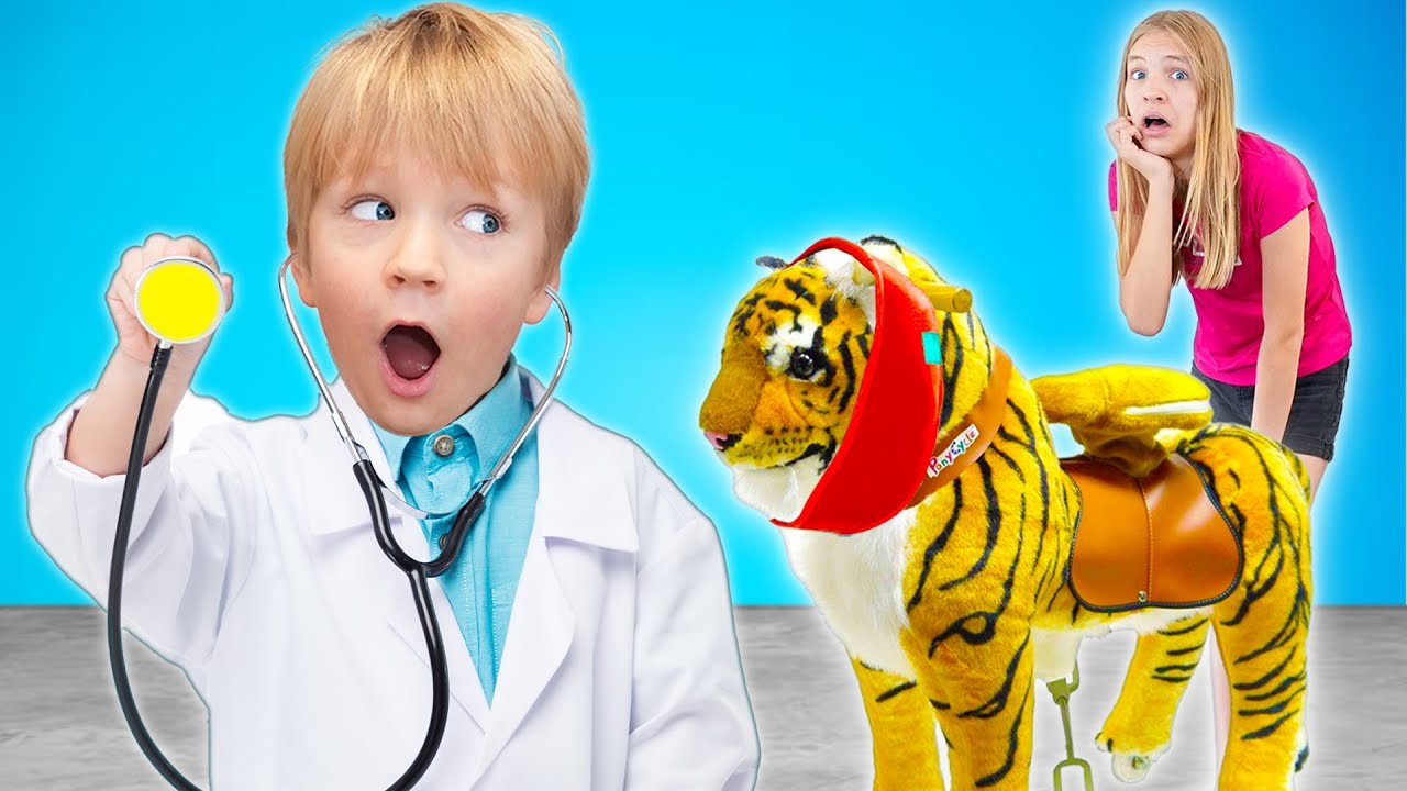 Amelia & Arthur visit the Toy Doctor - YouTube