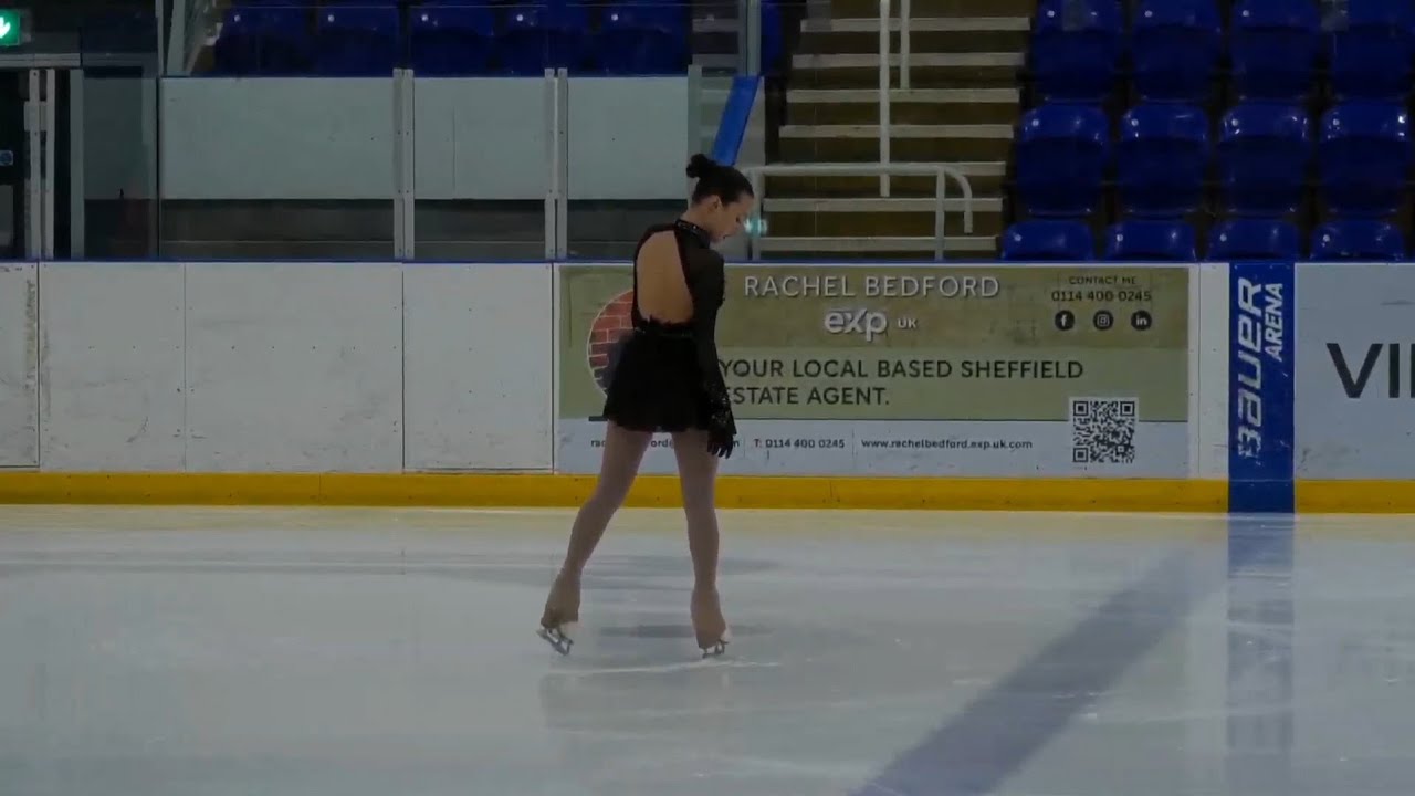 Mia Craig – 2025/2026 British Figure Skating Championships SP - YouTube