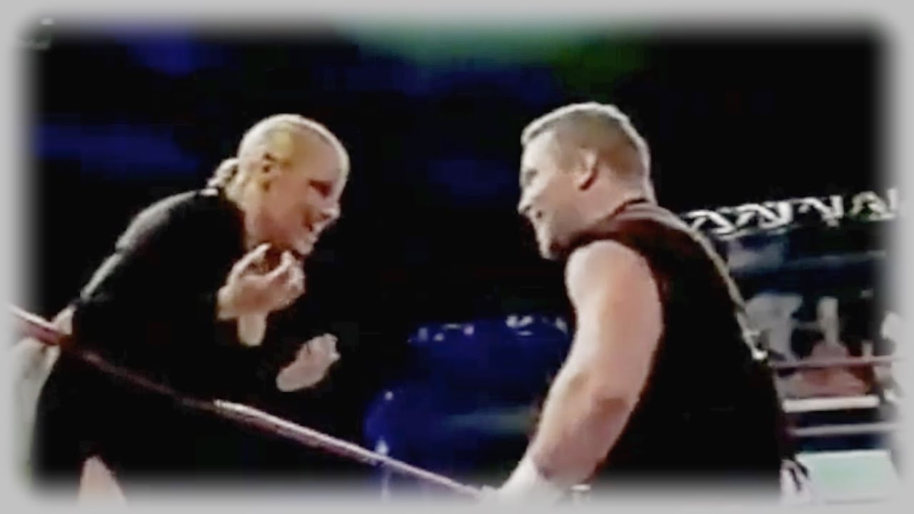 Albert vs. Crash Holly - Trish Stratus at ringside: Metal, Oct. 14 ...