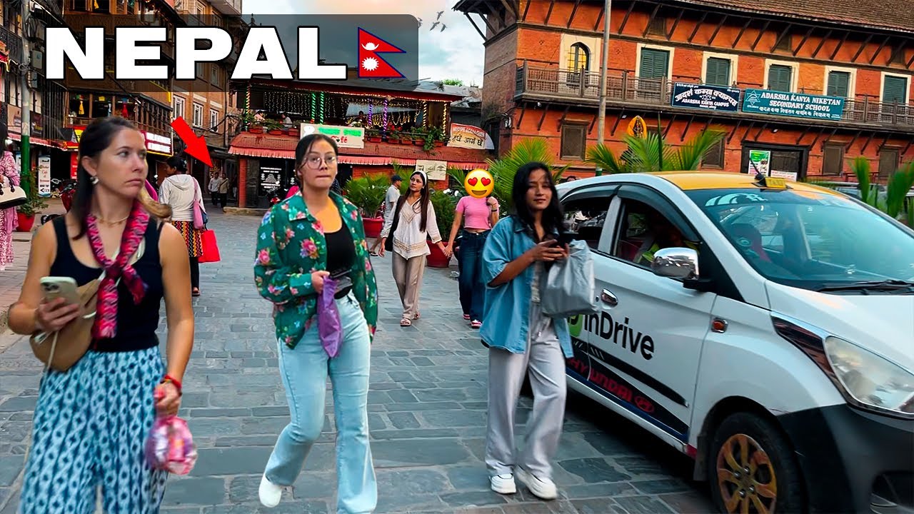 NEPAL🇳🇵: Evening Crazy Lifestyle of Nepali People in Main City😍 ...