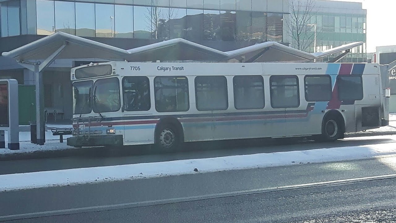 Calgary Transit 7705 (2001 New Flyer Industries D40LF) on the Max ...