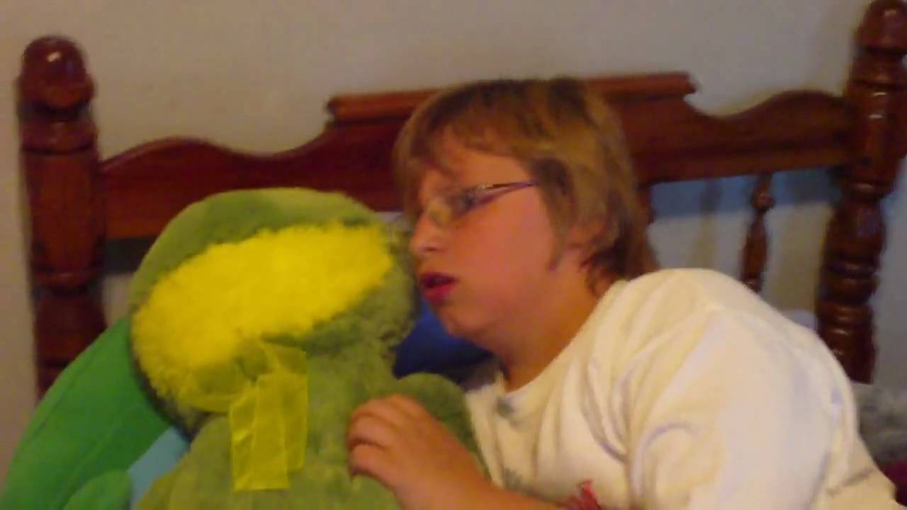 Random Video - Dork thinks he is being attacked by ghosts. - YouTube