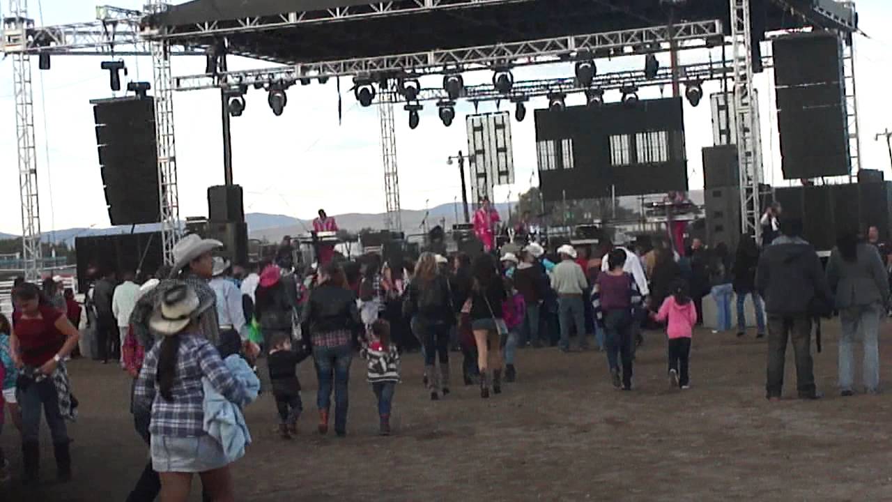 LA YAVE de los HERMANOS GONZALEZ JARIPEO en TOPPENISH - YouTube