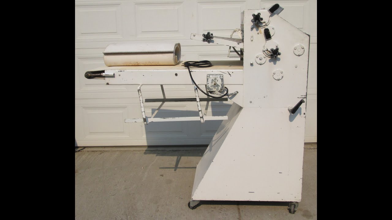 Acme Rol-sheeter dough sheeter machine Model 8 - YouTube
