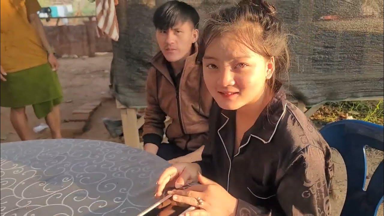 tais hnub thiab kwv qaub nkawv sib pab ua hauj lwm ua tshai rau peb noj os lom zem kawg - YouTube