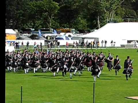 Escocia desfile gaiteros - YouTube