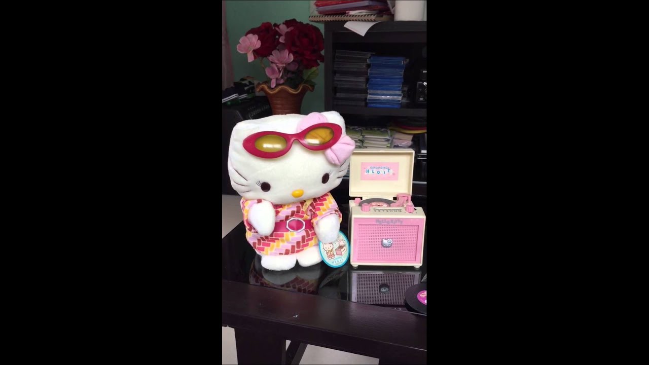 Hello kitty dancing - YouTube