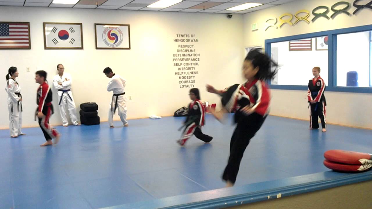 Jumping front kick drills. March 24, 2012 2:13 PM - YouTube