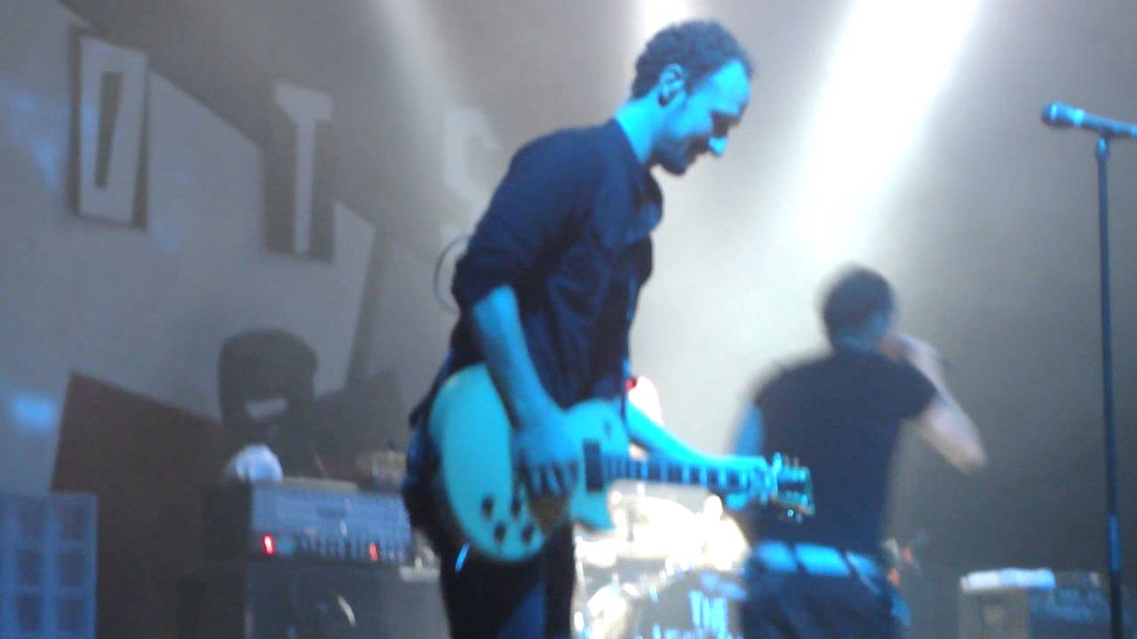 Donots feat. Vom Ritchie - All die ganzen Jahre - YouTube