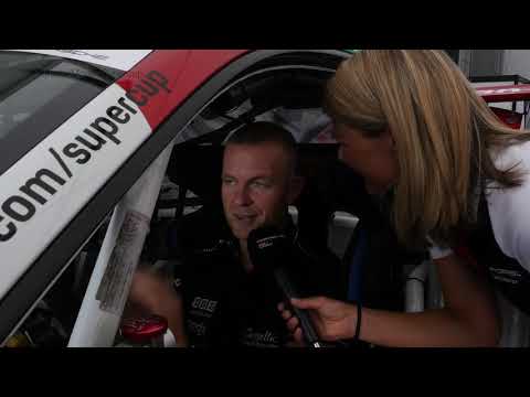 Mark Radcliffe explains the cockpit of the Porsche 911 GT3 Cup - YouTube