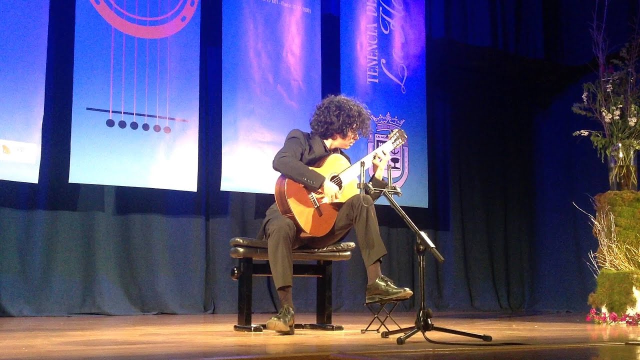 El guitarrista cubano Ali Arango en Primera Prueba Eliminatoria Andrés ...