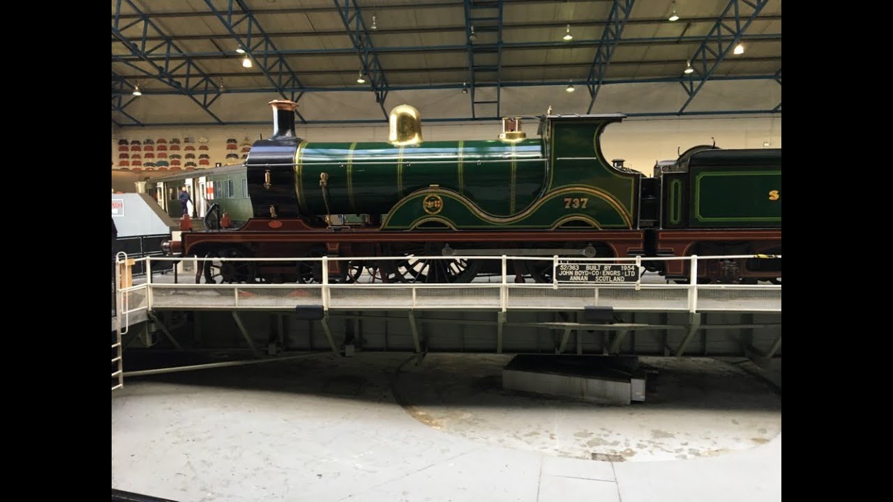 National Railway Museum (York) Turntable Rotation - YouTube