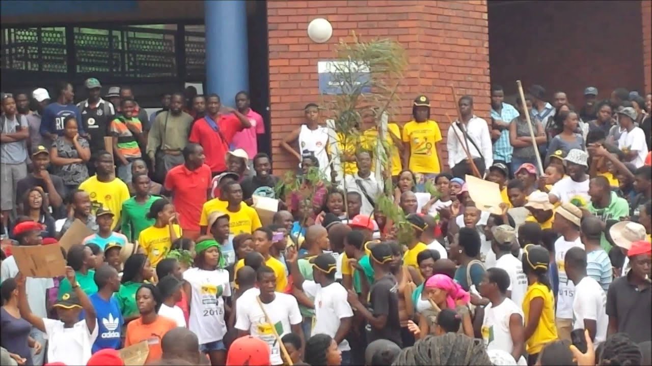 University of venda strike..fees must fall - YouTube