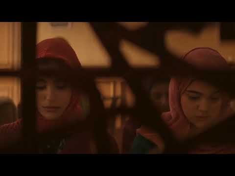 Kamala doing Sholat (Pray) on the mosque & Imam says Allahu Akbar | Ms Marvel