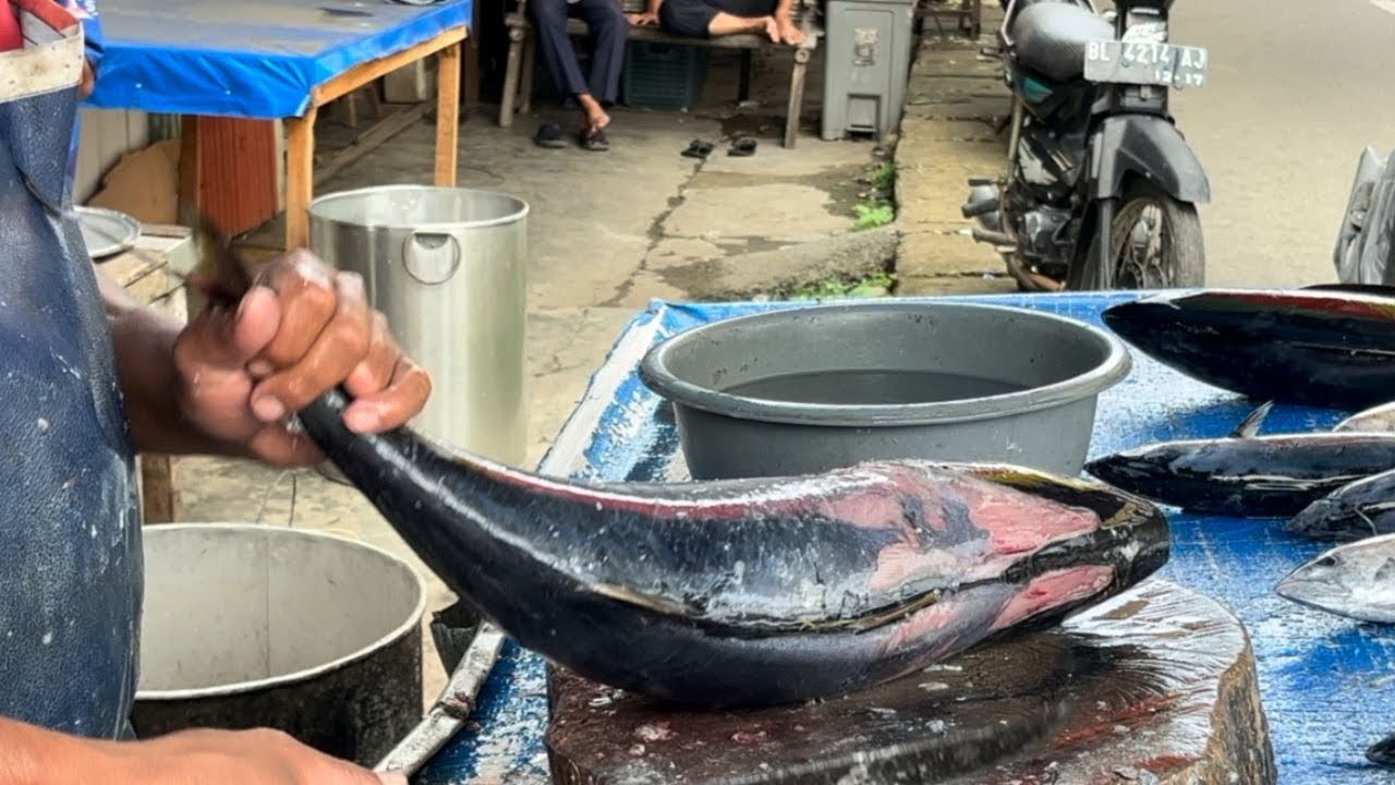 TUNA Cutting & Cleaning Skills Red Meat Luxurious Results! - YouTube